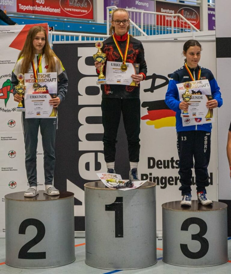Deutsche Meistertitel für Josephine und Joey Wrensch - Staatliches ...